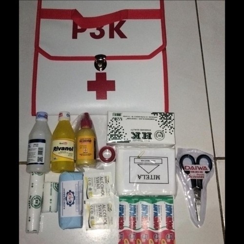 Jual Tas Kotak Jinjing Putih + Isi Type B First Aid Kit / Tas Obat P3k ...