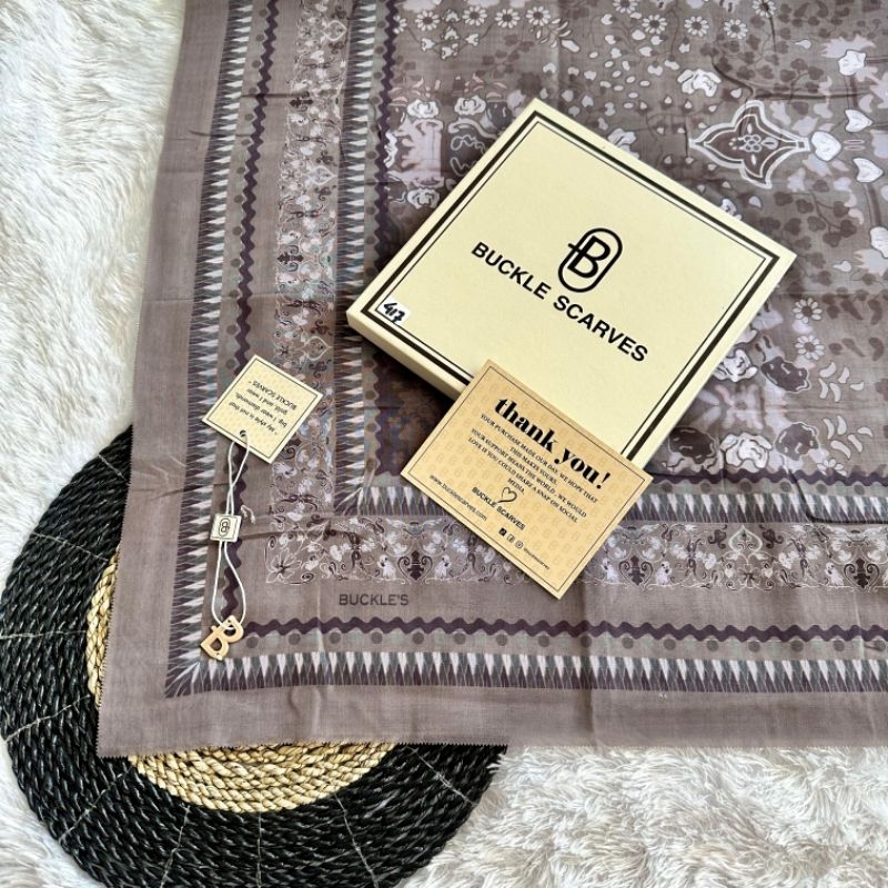 Jual NAGIH OOTD HIJAB AZARA BUCKLE SCARVES PREMIUM MOTIF SEGI EMPAT ...
