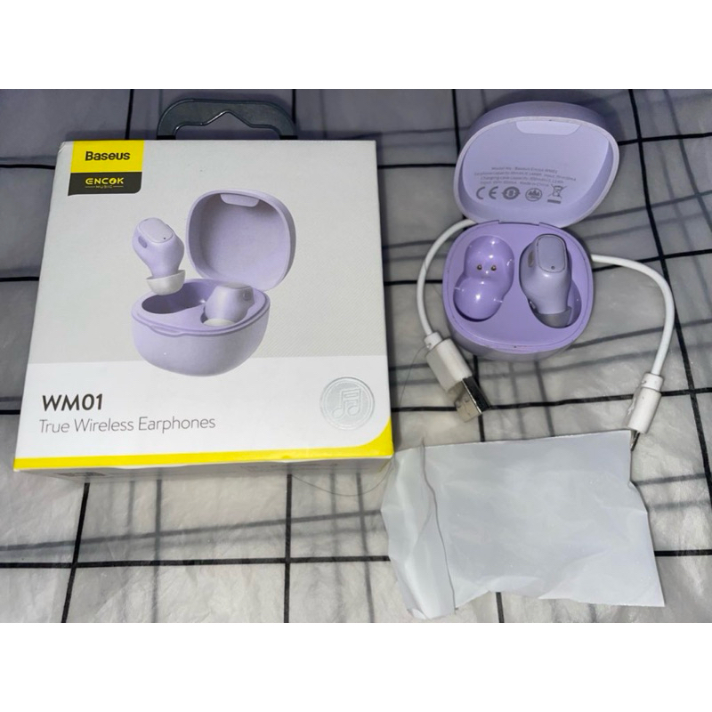 Jual preloved Baseus Bowie WM01 TWS warna ungu purple sebelah kanan ...