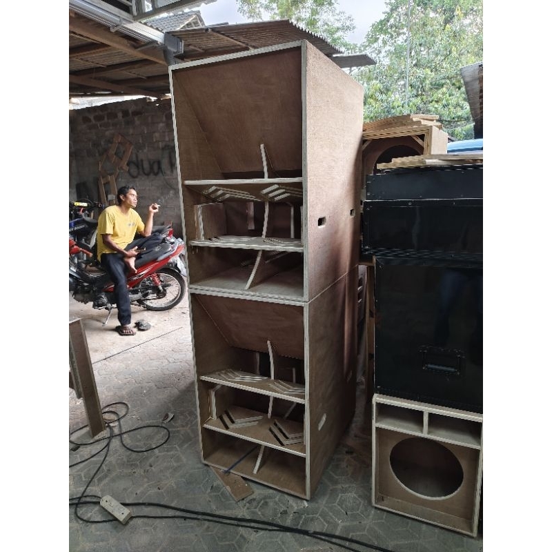 Jual box f118 / box speaker f1 18 inch single | Shopee Indonesia