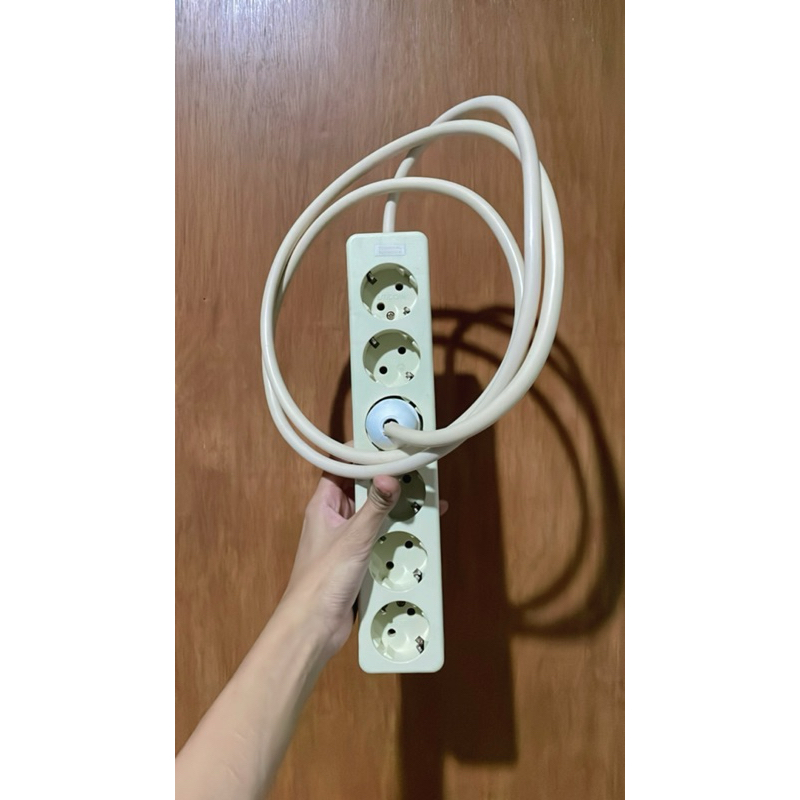 Jual [Second] UTICON - Colokan Listrik / Stop Kontak 6 Lubang (asli ...