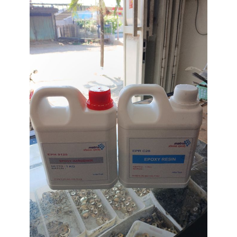 Jual LEM EPOXI LEM EPOXY LEMEPOKSI FILLER MATRIX SATU SET 2KG | Shopee ...