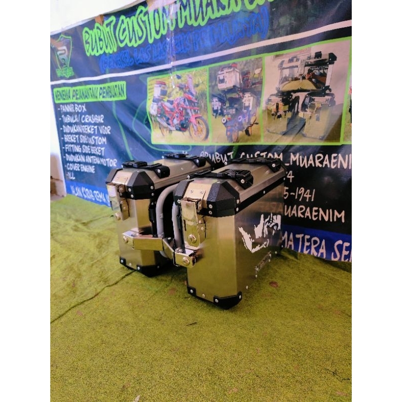 Jual Side box pannier 22L stainless mirror dan hairline, box pannier ...