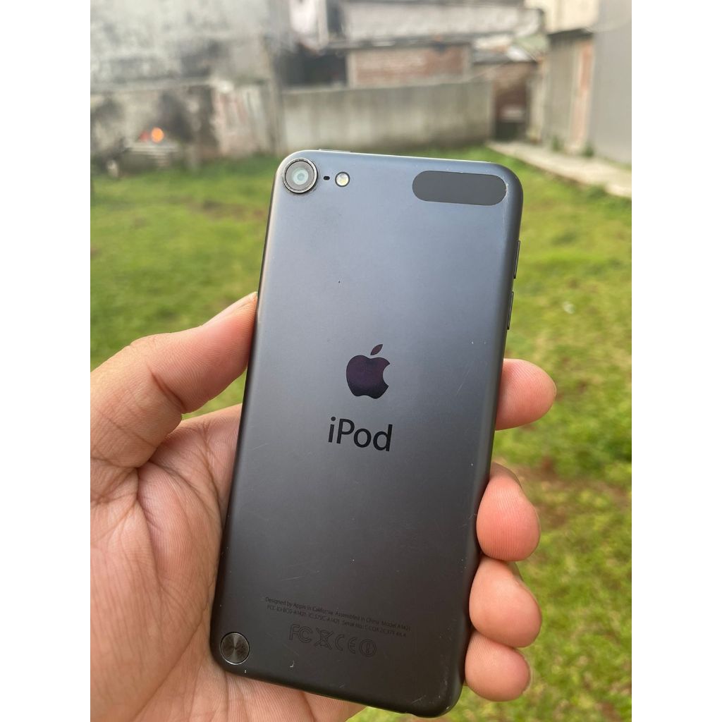 Jual Apple Ipod Touch 5 Mulus Bypass Fungsional Normal - Baca Deskripsi ...