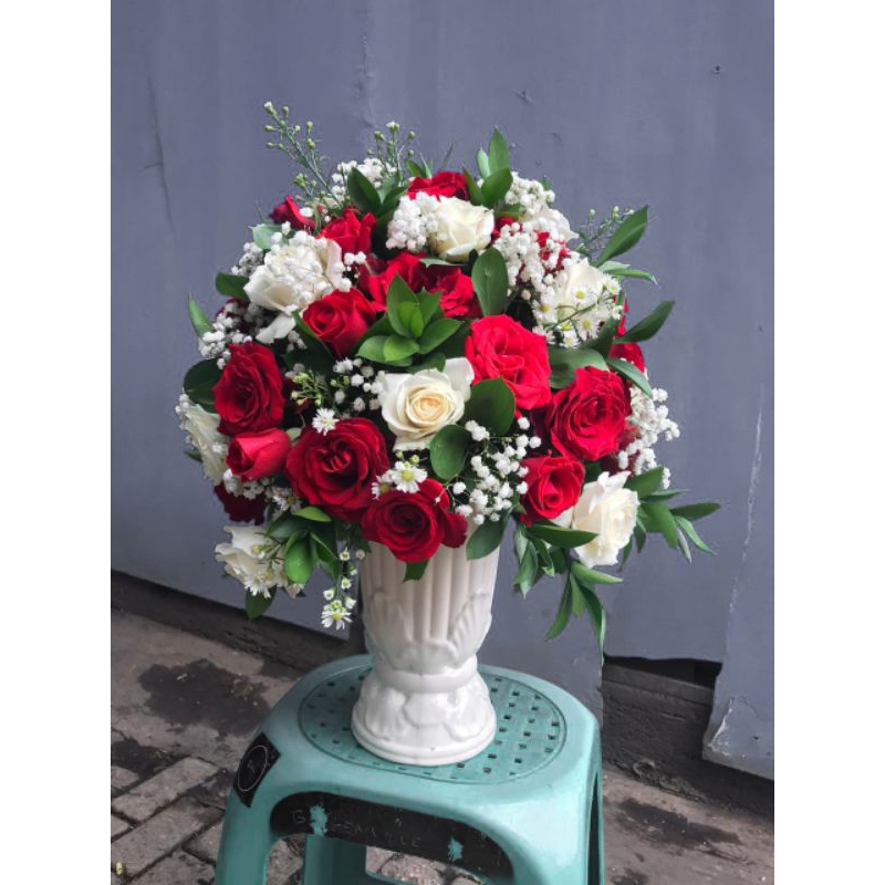 Jual bunga meja mawar merah congratulations bunga ucapan selamat dan sukses bunga vas bunga ...