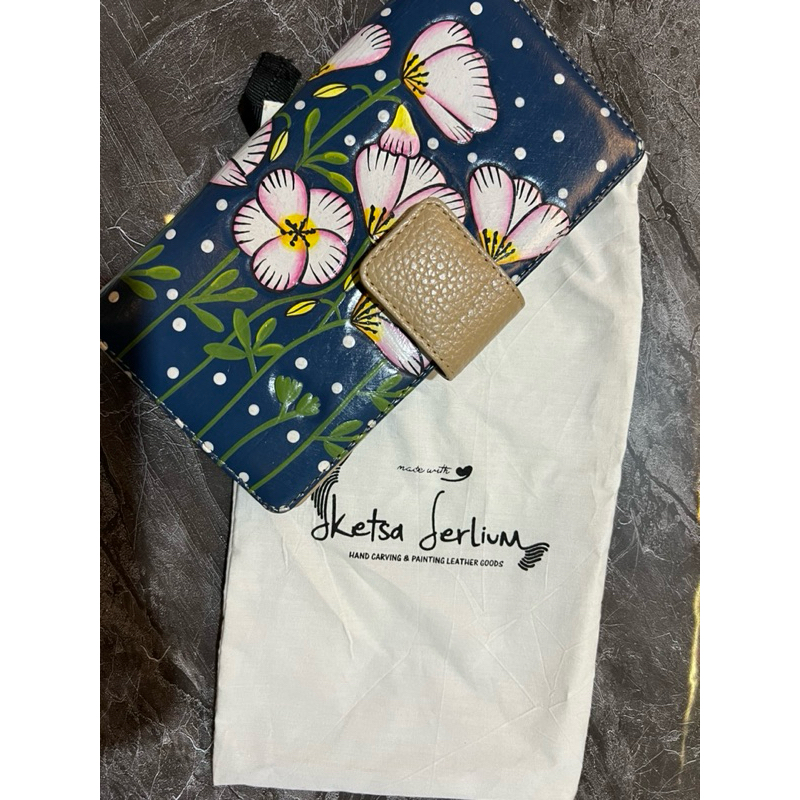 Jual Dompet sketsa serlium leather seri FUMI | Shopee Indonesia