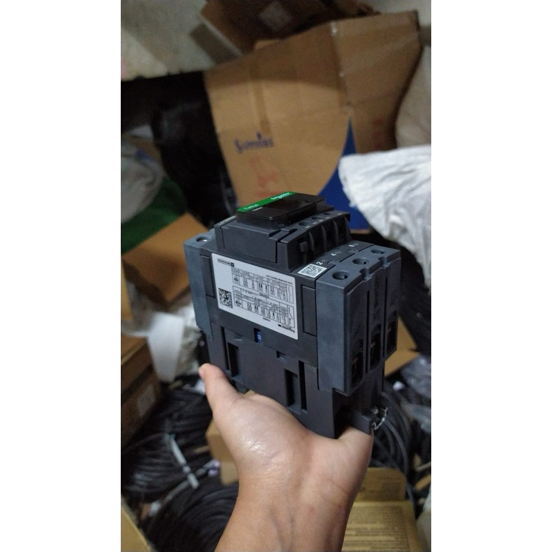 Jual Kontaktor Schneider LC1D50AM7 Coil 220Vac 3 Phase Magnetic ...