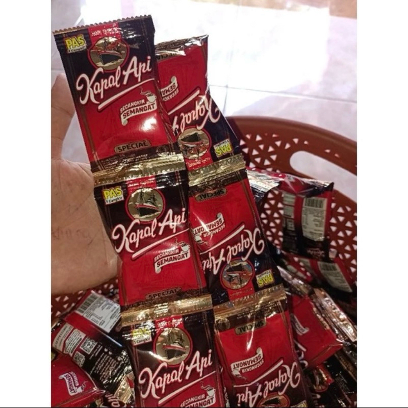 Jual KOPI KAPAL API MINI 6,5 GRAM 1 RENCENG ISI 10 SACHETS | Shopee ...