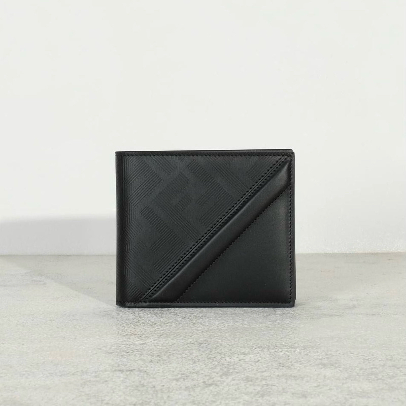 Jual Original Fendi Shadow Diagonal Bifold Bi-Fold Leather Wallet (8 ...