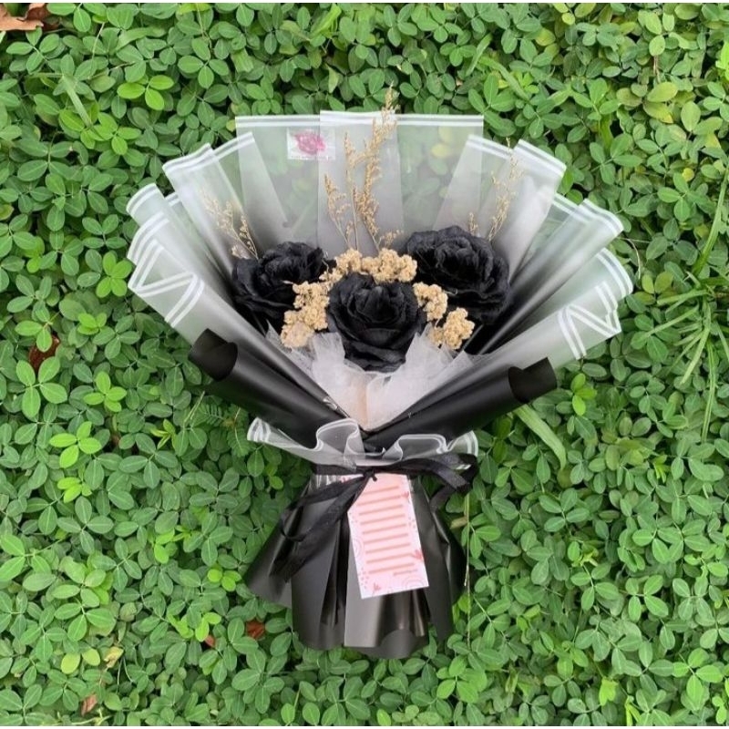 Jual Buket bunga artificial hitam mix edelweiss | buket bunga langka ...