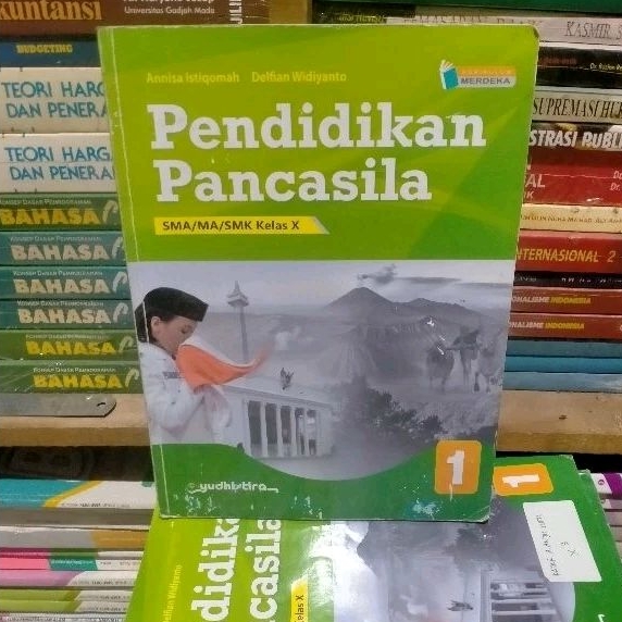 Jual BUKU PENDIDIKAN PANCASILA SMA/MA KELAS X,1,10 KURIKULUM MERDEKA | Shopee Indonesia