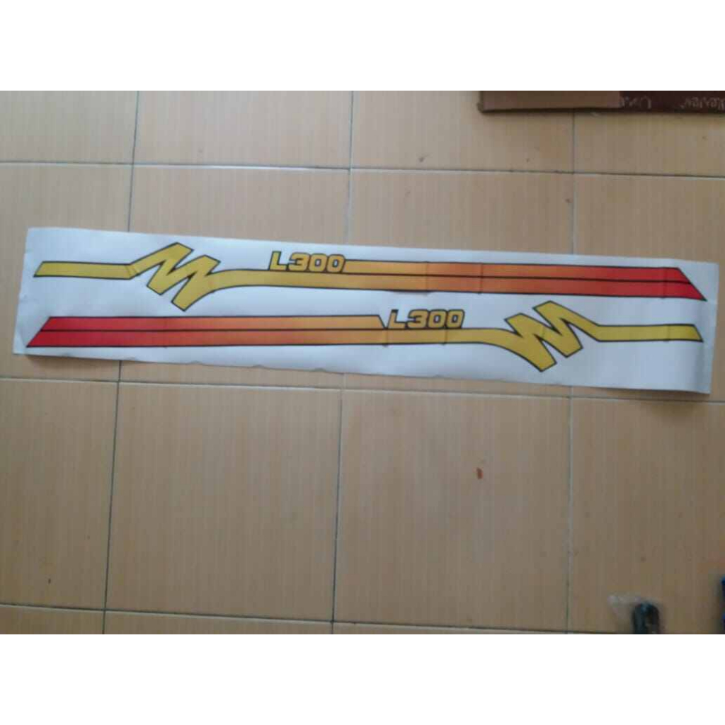 Jual STIKER STICKER BAK PICK UP MITSUBISHI L300 STRYPING BODY BAK SET ...