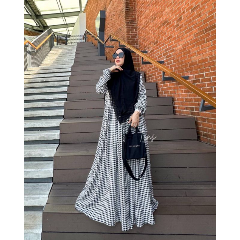 Jual NAMI LITTLE SQUARE BLACK | Shopee Indonesia