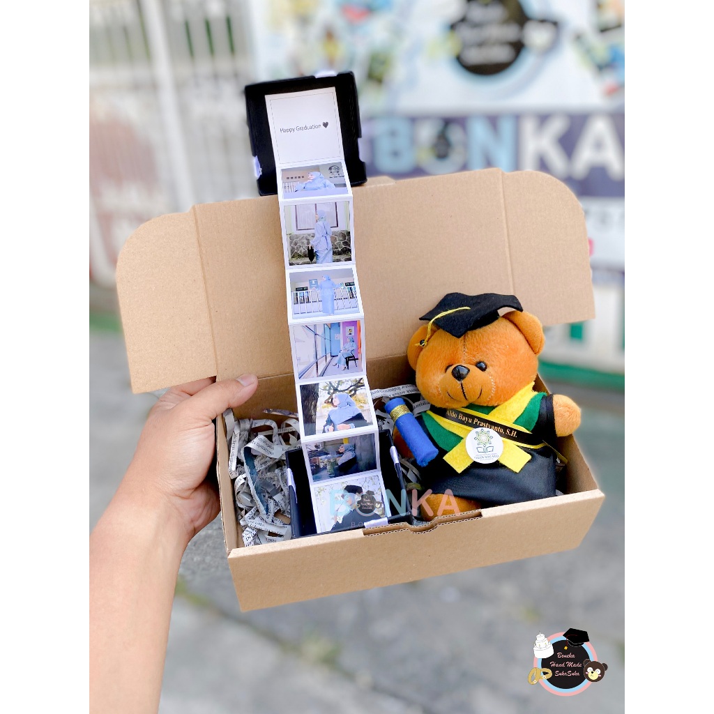 Jual BONKA - Gift Box Boneka Wisuda Custom Foto dan Ucapan ukuran ...