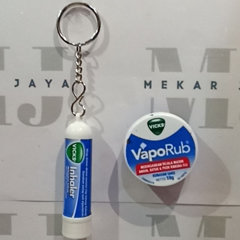 Jual VICKS Formula 44 Vaporub Balsem 10gram & Inhaler Key Chain 0,5ml ...