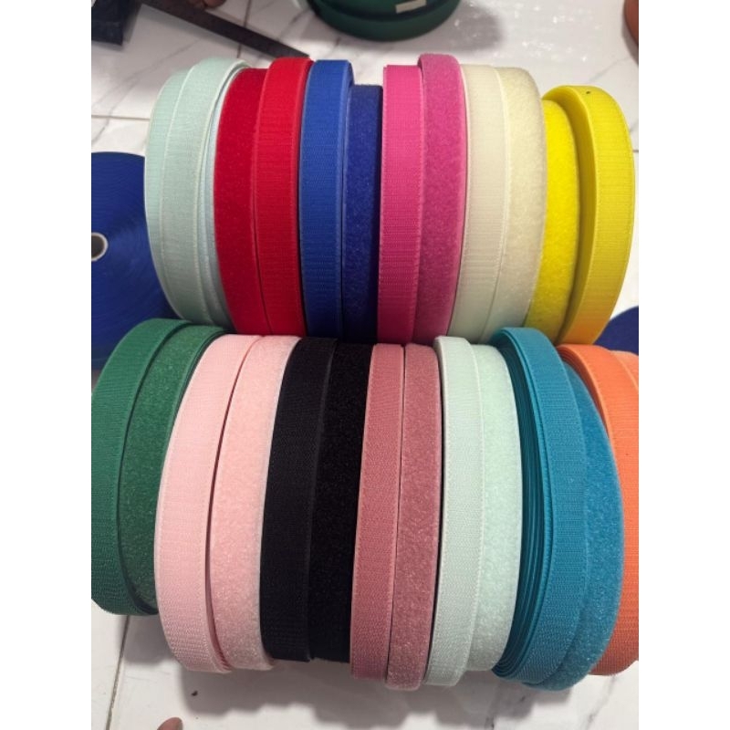 Jual perekat/velcro ukuran 2CM -2,5CM harga 6ribu-8ribu/meter sudah ...