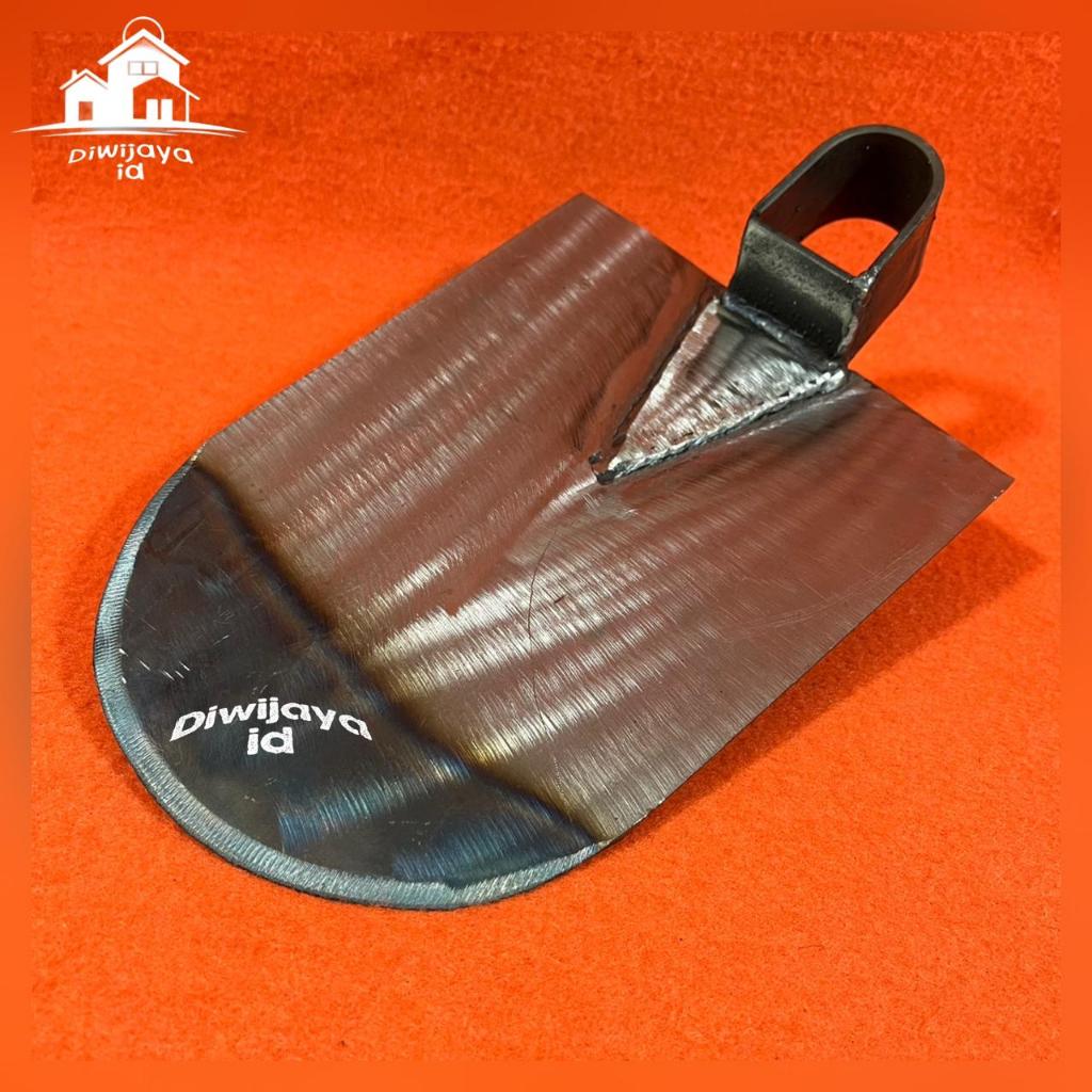 Jual Cangkul Baja Putih Oval Anti lengket - Pacul Sawah Model Klasik ...
