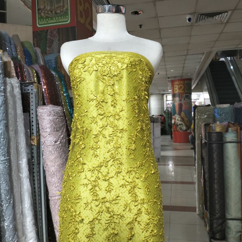 Jual BAHAN/KAIN TILE SPIDER BUNGA 3D / BAHAN KEBAYA BUNGA TIMBUL ...