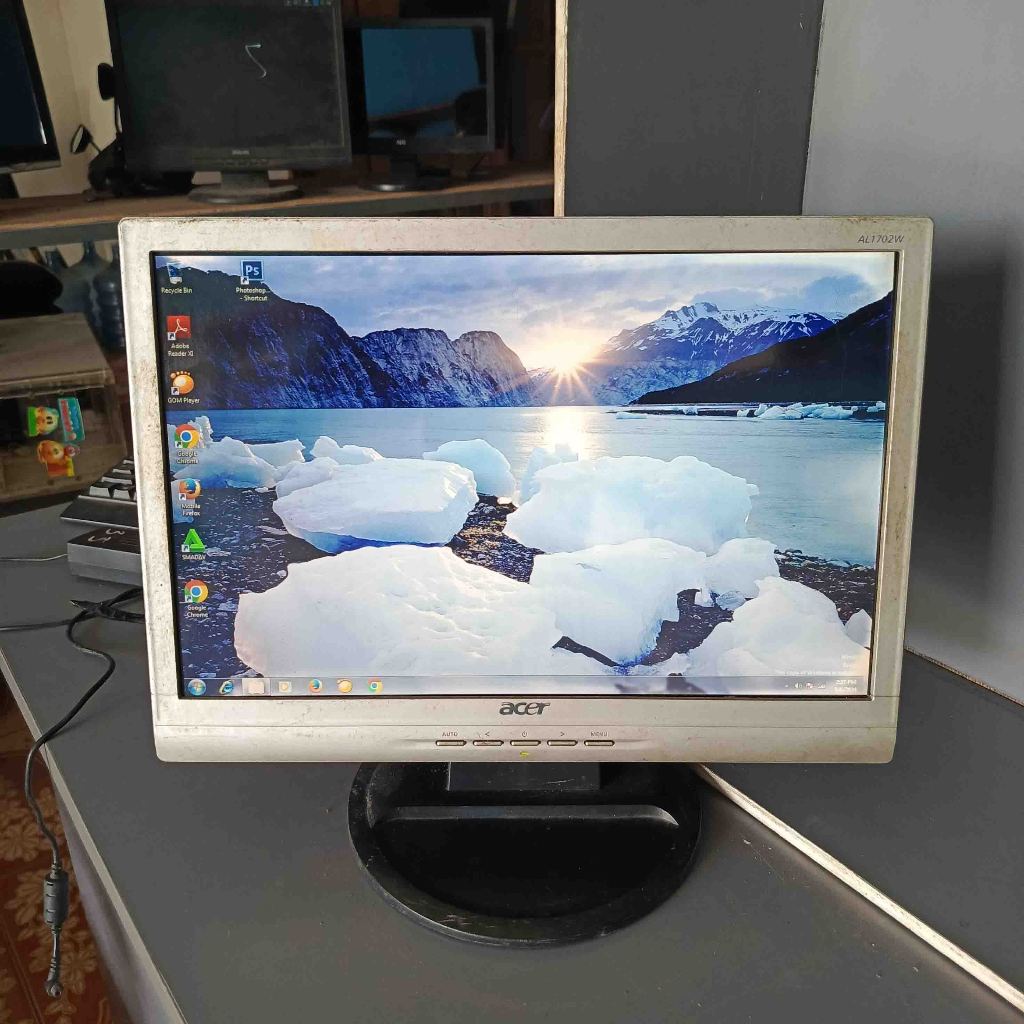 Jual Monitor Lcd Merk Acer Ukuran Layar 17 Wide Kondisi Normal | Shopee ...