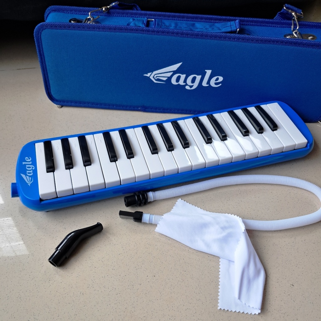 Jual Pianika Agle Biru Pro Premium Melodica Box Hard Cover | Shopee ...
