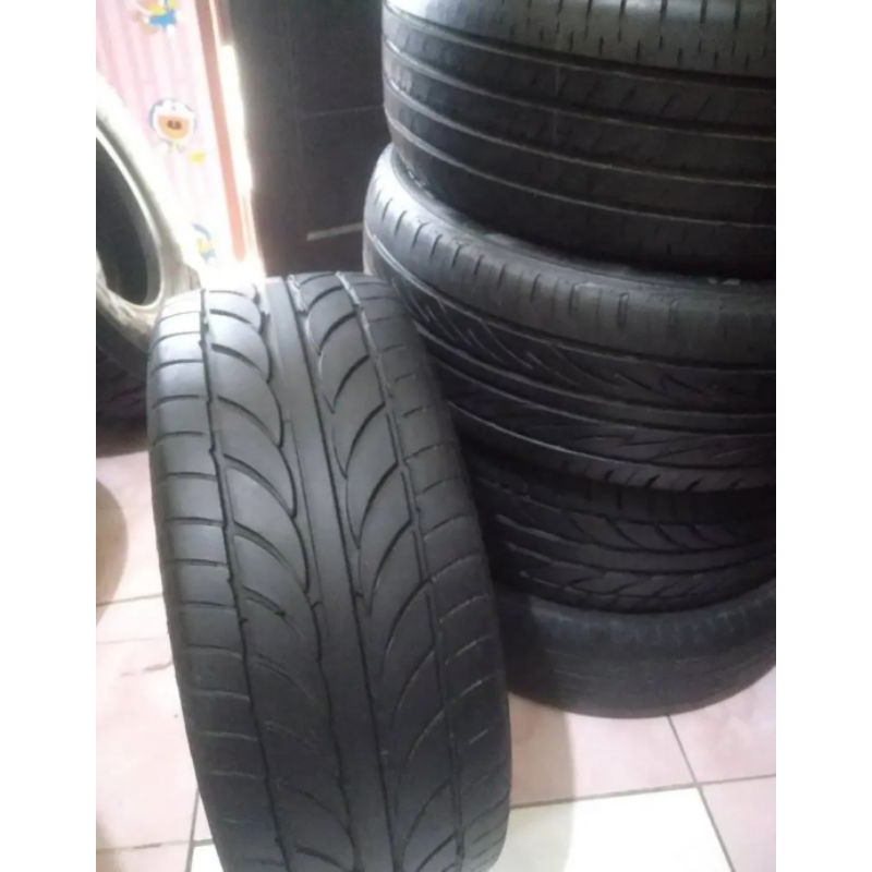 Jual Ban mobil second ukuran 215/45 R17 tahun muda kondisi baik ...
