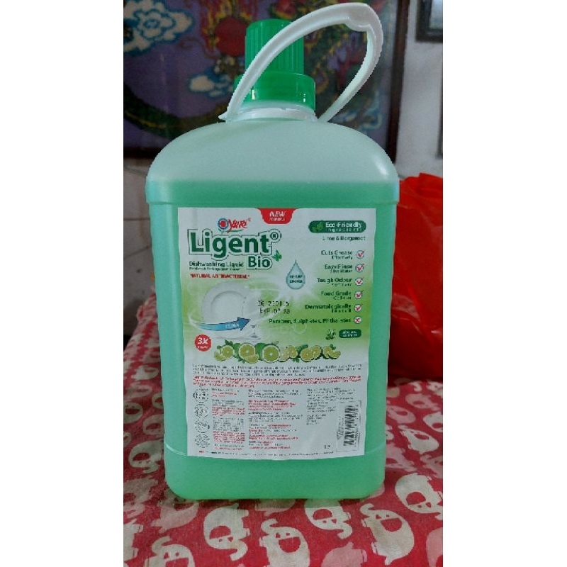 Jual YURI LIGENT JERIGEN 3.7 LITER LIME CAIRAN SABUN CUCI PIRING ANTI ...