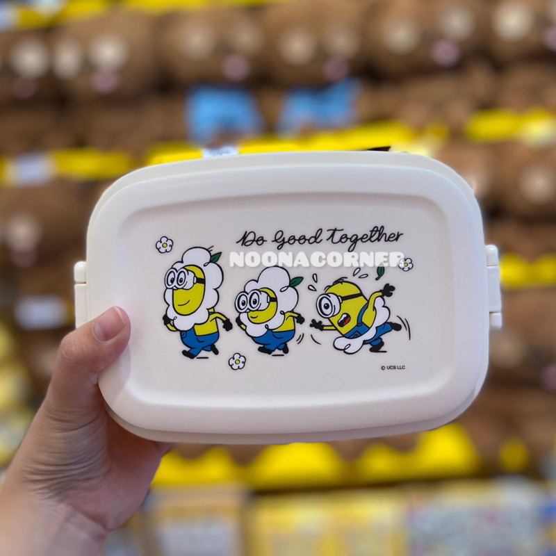 Jual Miniso x Minions ‼️ Kotak Makan / Bento Box Matte Free Sendok ...