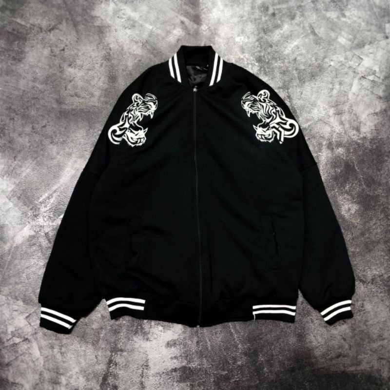 Jual JAKET VARSITY PHILIPP PLEIN HITAM | Shopee Indonesia