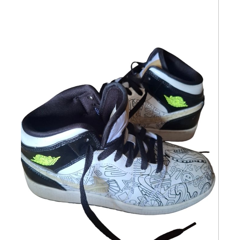Jual Sepatu Nike Air Jordan 1 MID (GS) | Shopee Indonesia