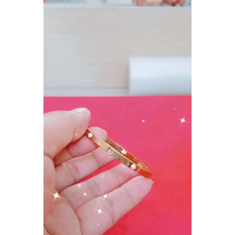 Jual gelang Cartier emas nafisa spr glowing mewah elegan dan cantik bgt ...