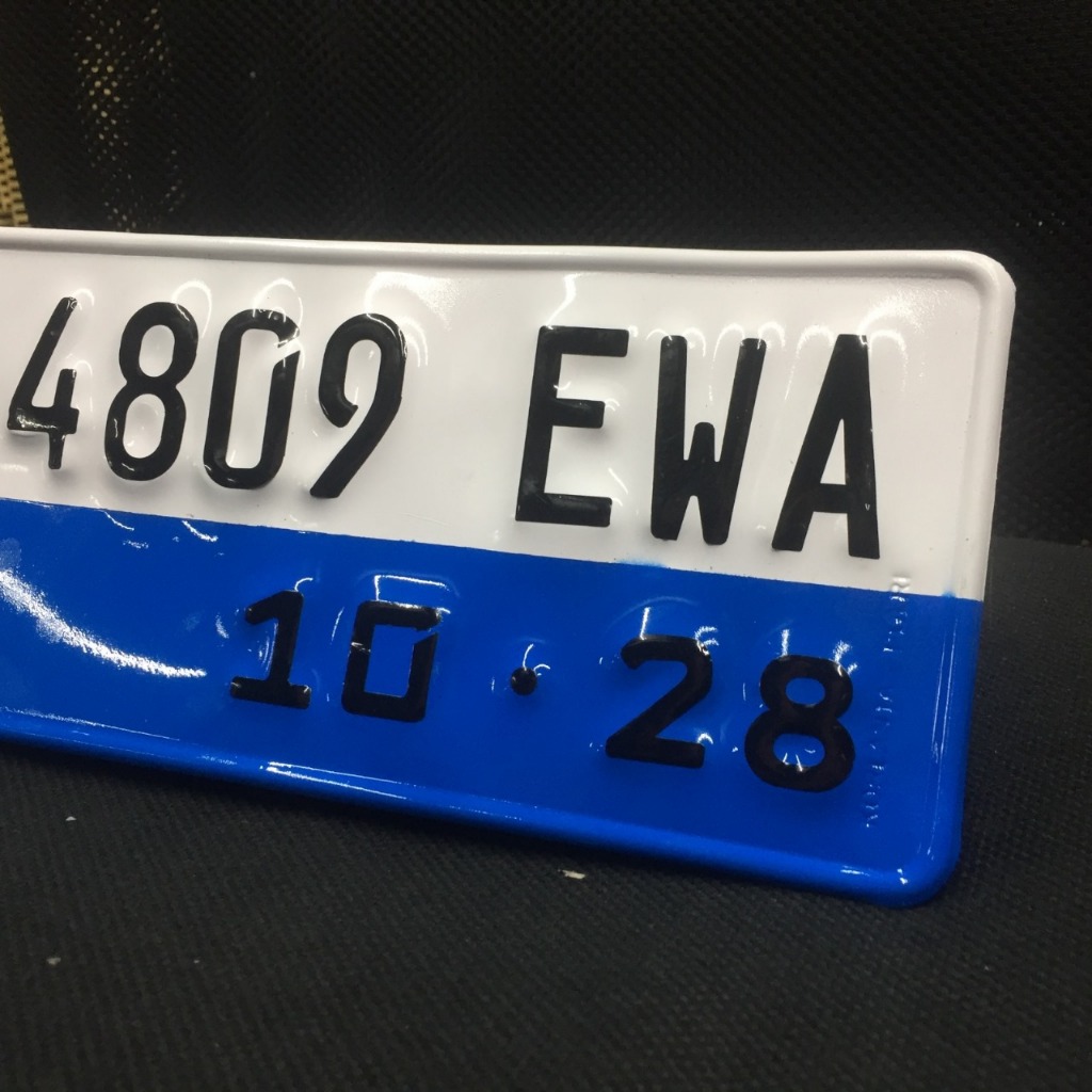 Jual Cetak Angka Plat Motor Listrik Putih Biru Model Baru Bisa Request ...
