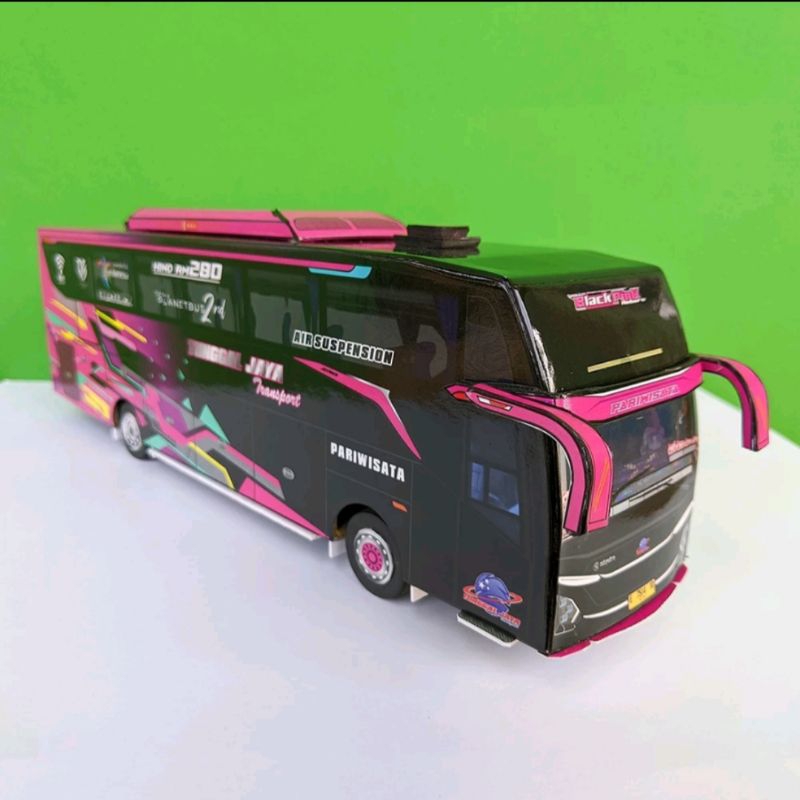 Jual Miniatur bus Basuri Black Pink Jet Bus 5 / mainan bus basuri viral ...