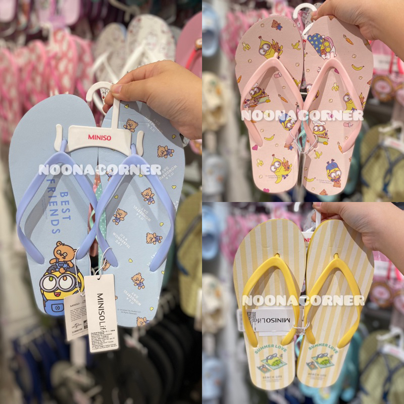 Jual Miniso x Minions ‼️ Sandal Jepit Lucu Minions Collections | Shopee ...