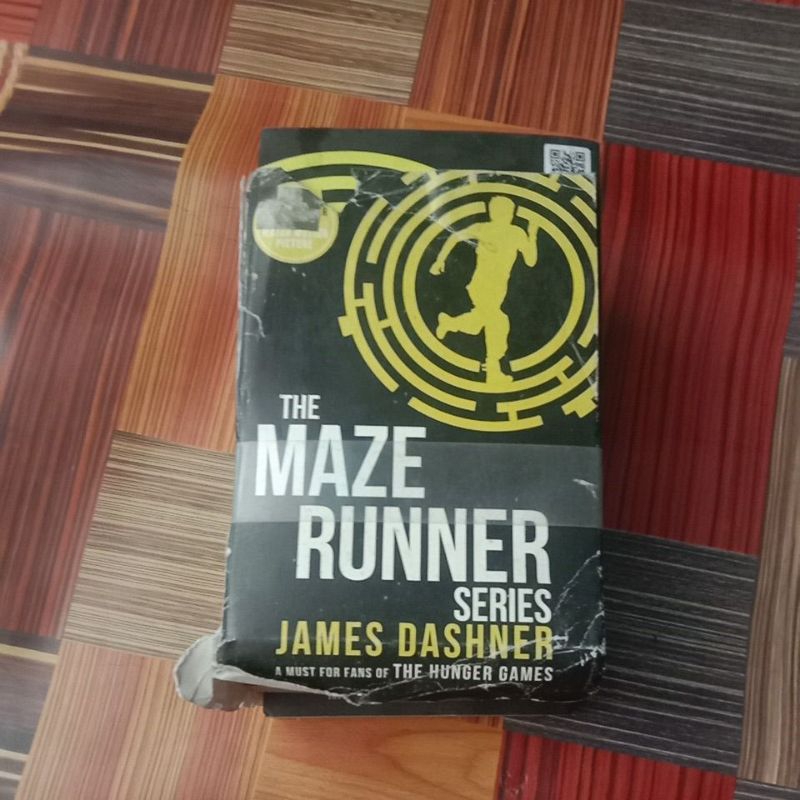 Jual novel the maze runner series james dashner | Shopee Indonesia