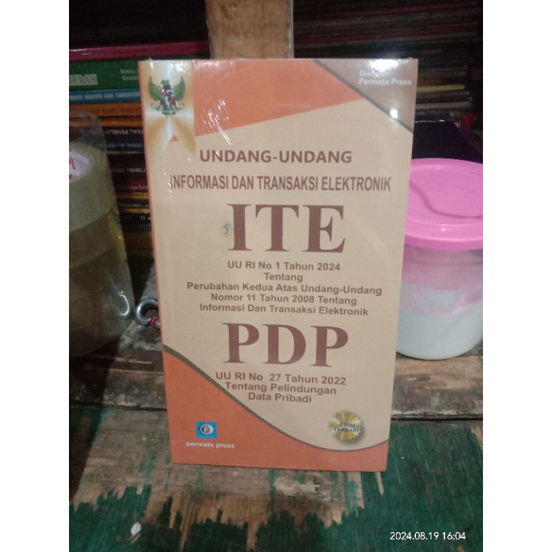 Jual UNDANG -UNDANG ITE DAN PERLINDUNGAN DATA PRIBADI TAHUN 2024 ...