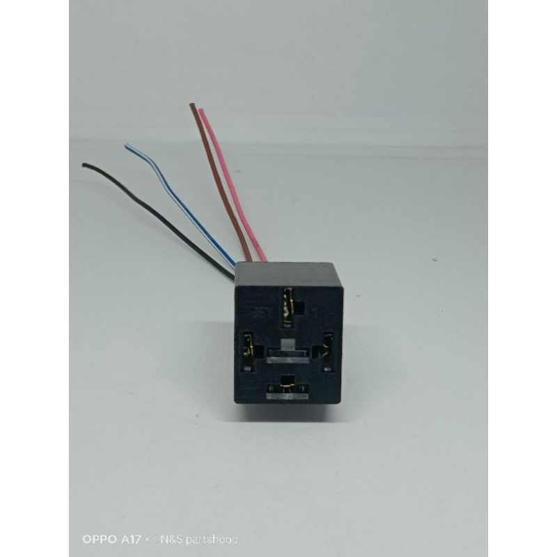 Jual SOKET RUMAH RELAY 4 KAKI MOTOR MOBIL UNIVERSAL ORIGINAL | Shopee ...