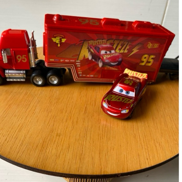 Jual Mattel Lightning McQueen dan Mack “Cars 3” Die-Cast Set | Shopee ...