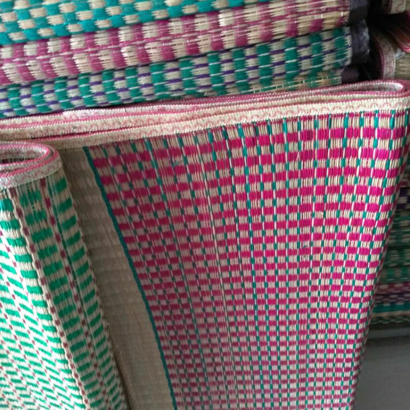 Jual Tikar lipat 200x250 jumbo Tenun mendong asli dekorasi ruangan ...