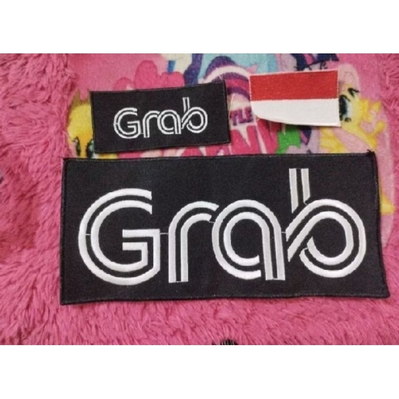 Jual Emblem Grab 1 Paket Lengkap Terbaru Dasar Hitam Benang Putih ...