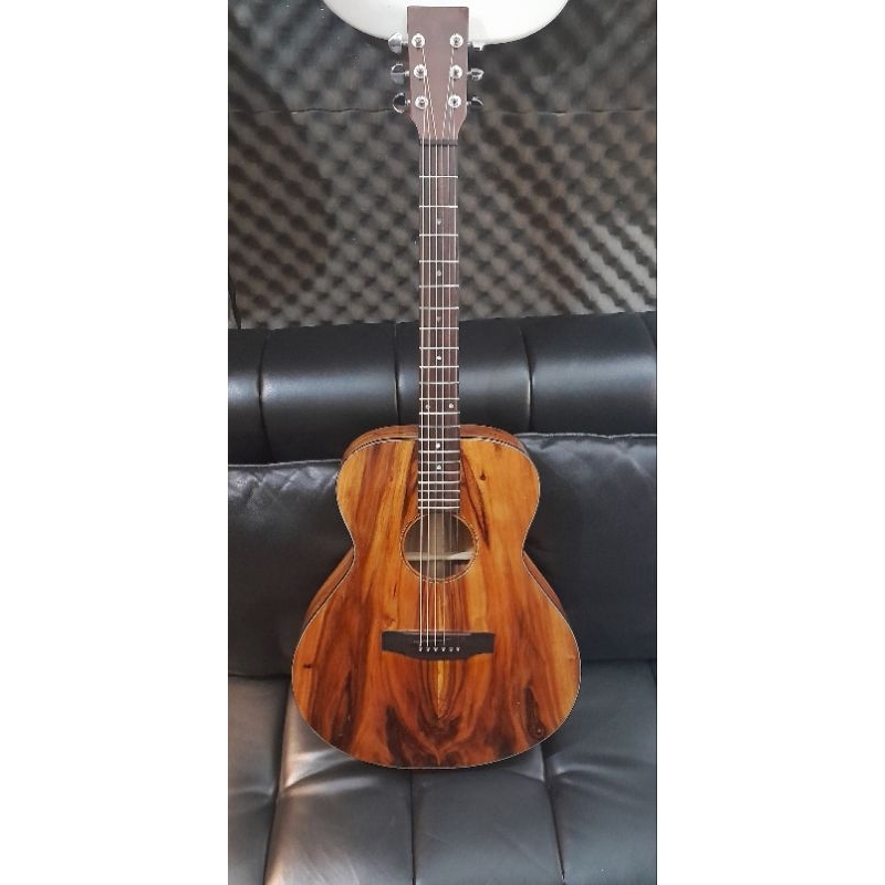 Jual gitar akustik full solid Natural suara asik | Shopee Indonesia