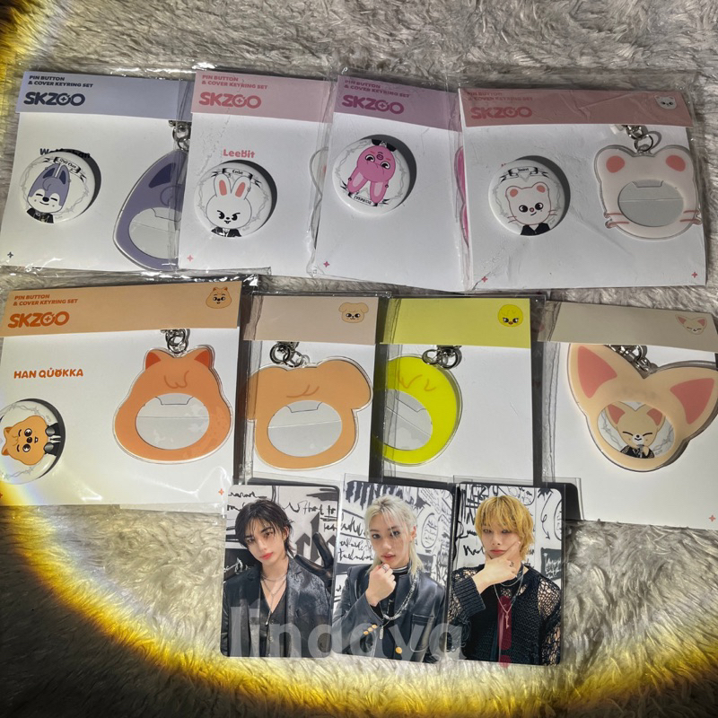 Jual READY Skzoo Pin Button & Cover Keyring Set Merchandise DominATE ...