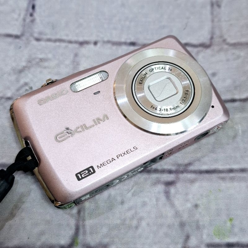 Jual Kamera Digital Casio Exilim ex z35 Pink | Shopee Indonesia