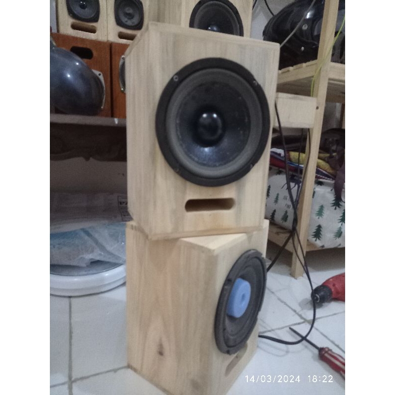 Jual box speaker 6 inch 1 lubang bahan kayu | Shopee Indonesia
