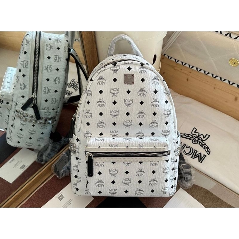 Jual MCM side studs backpack white | Shopee Indonesia