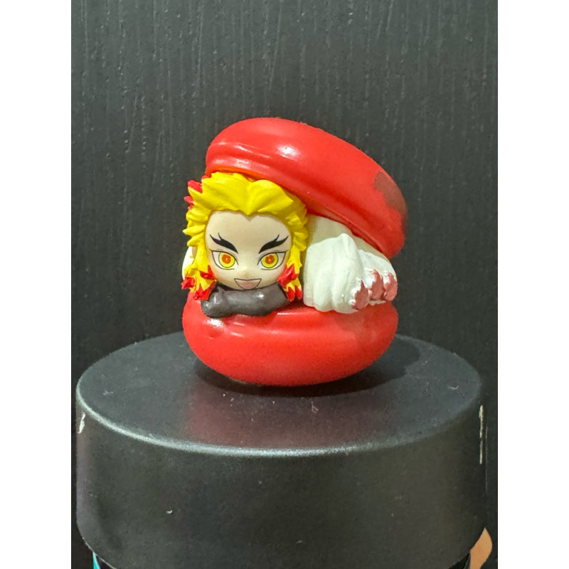 Jual Kyojuro Rengoku Macaron Figure Demon Slayer/ Kimetsu no Yaiba ...