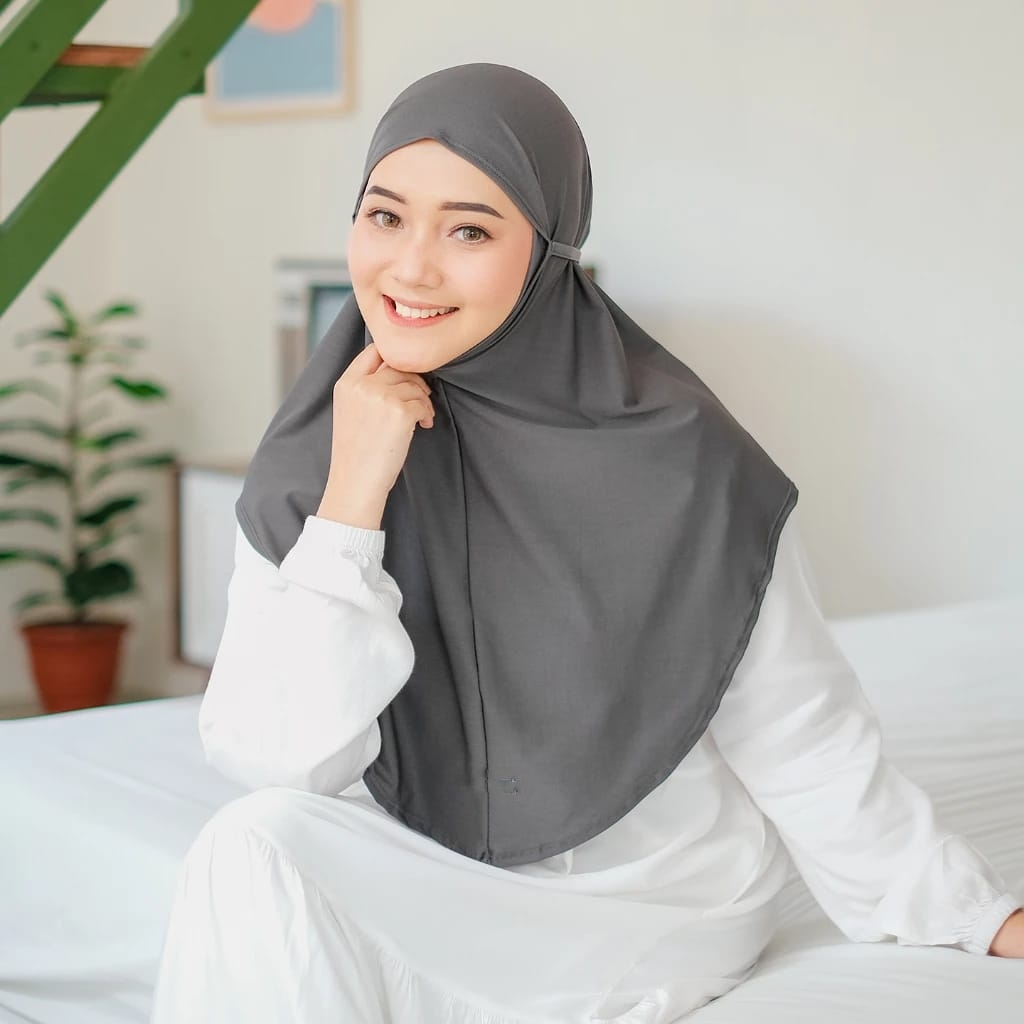 Jual PROMO HIJAB INSTAN JILBAB BERGO TALI CRINKLE AIRFLOW TIDAK ADA PED PAKAIAN HARIAN MUSLIM ...
