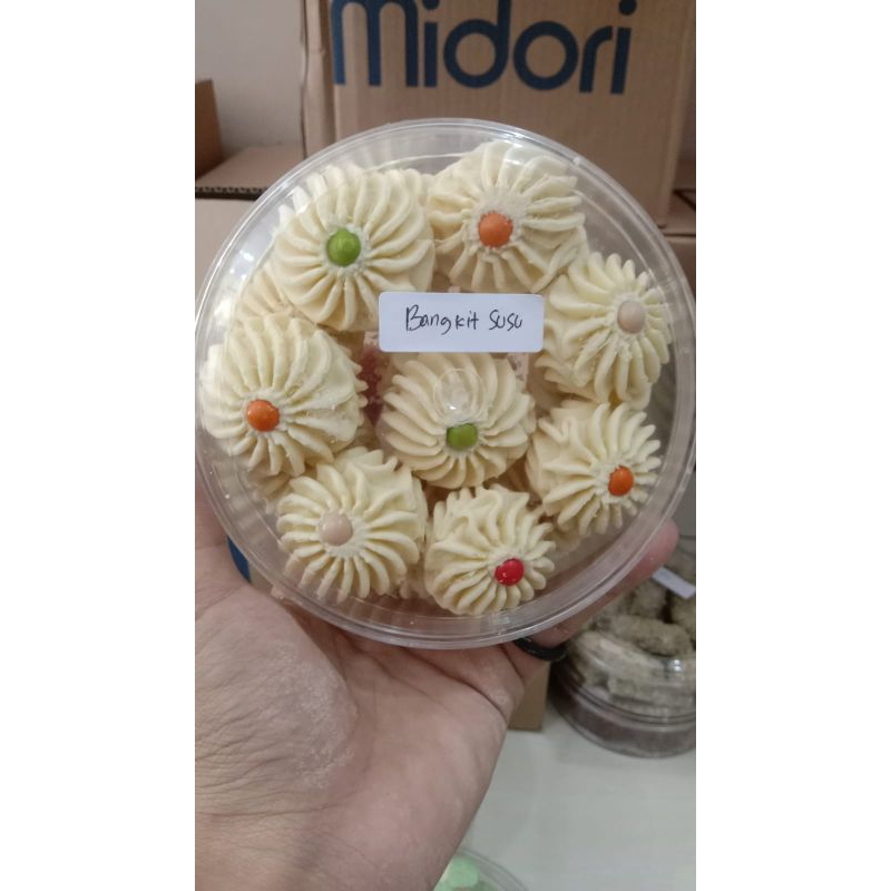Jual Kue bangkit susu 1kg | Shopee Indonesia