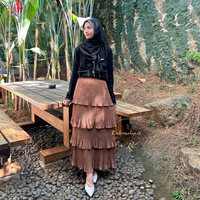 Jual ROK PLISKET RUFFLE PANJANG SUSUN 4LAYER CERUTY PREMIUM | Shopee ...
