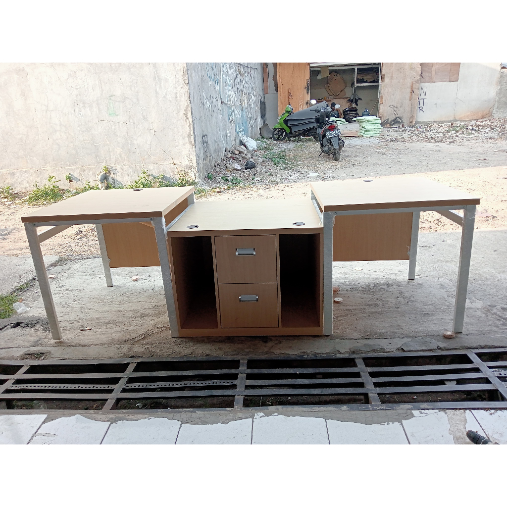 Jual pabrik furniture || Meja laboratorium komputer ukuran 240*70 ...