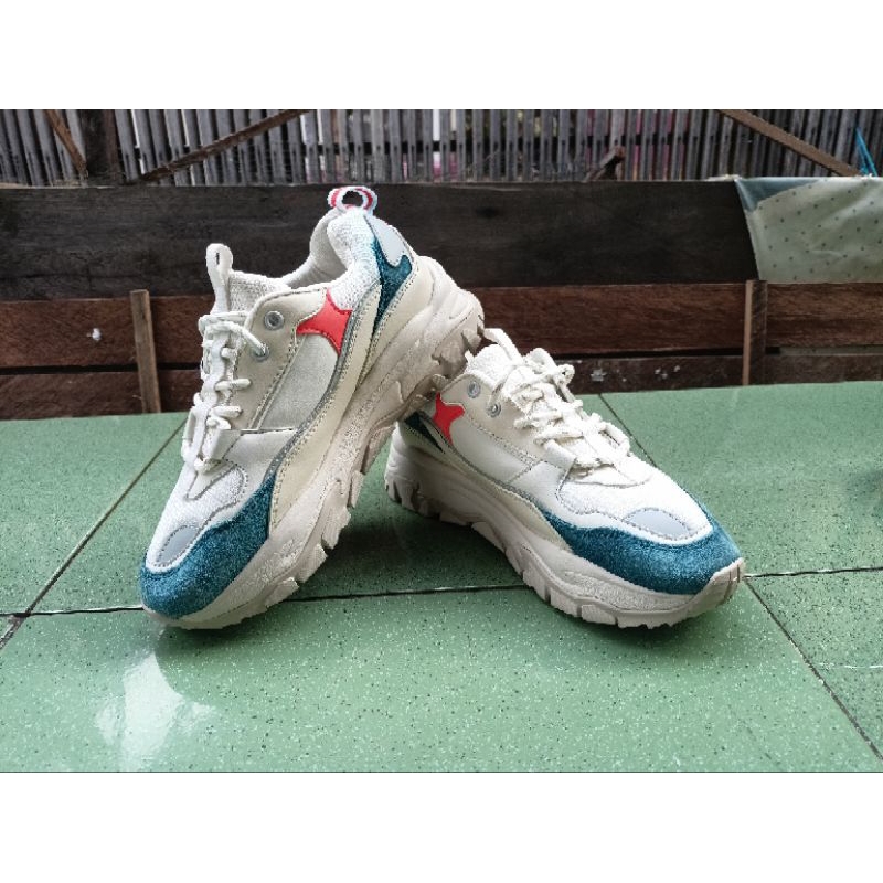 Jual sepatu running / casual (AKCL) | Shopee Indonesia